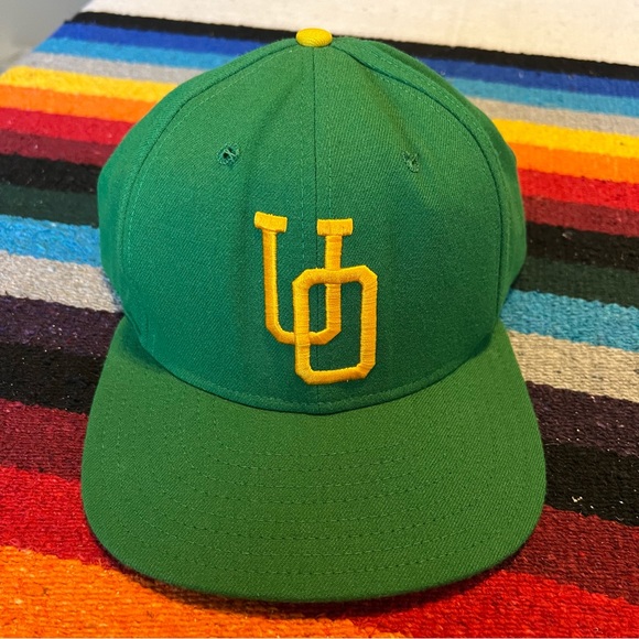 New Era | Accessories | Vintage New Era Dupont Visor Pro Model Oregon ...